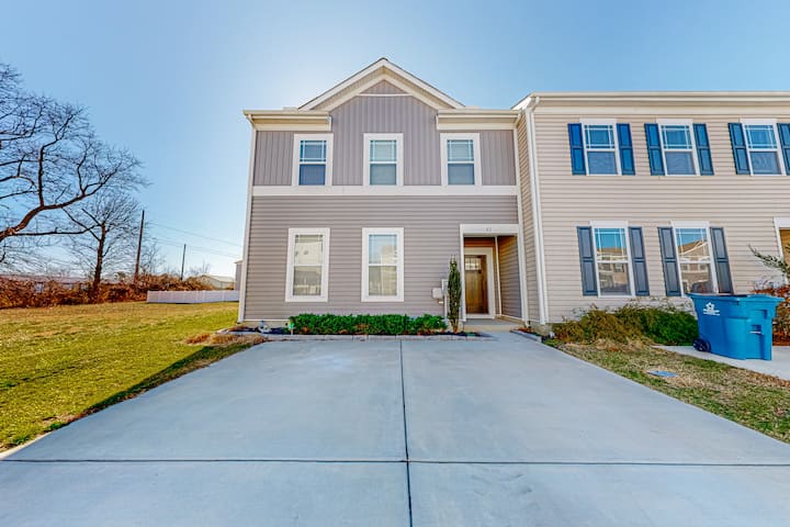 3br Dog-friendly Townouse W/ Grill, Fireplace, Ac - Dover, DE