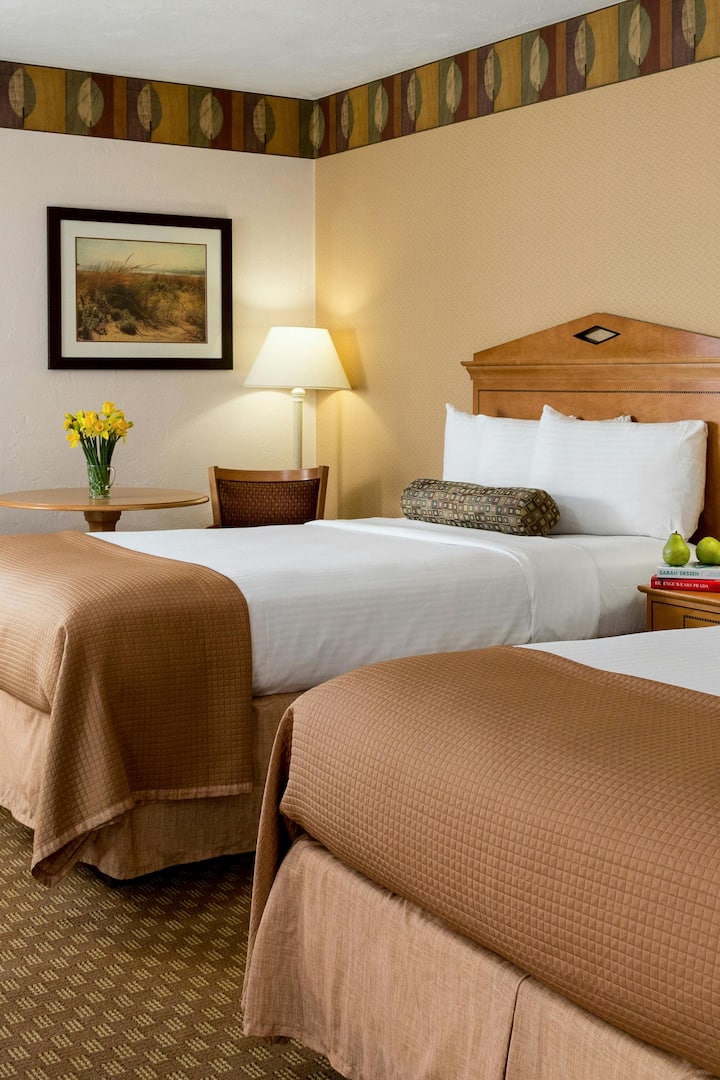 Beach, Fire Pit & S’mores At Sunset - Yarmouth Port, MA