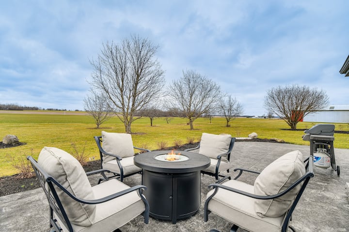 Auburn Finger Lakes Farmhouse W/ Open Views! - Skaneateles, NY