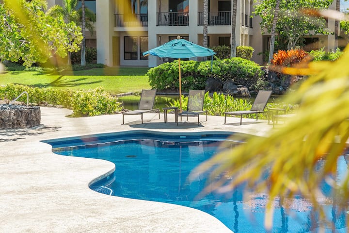 New Baths, King Bed, Open & Tranquil Pool Hot Tub - Hapuna Beach, HI
