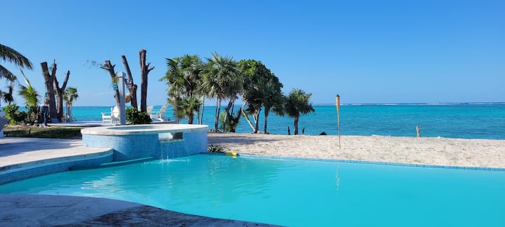 Pelican Beach Villa # 2 - Turks- und Caicosinseln