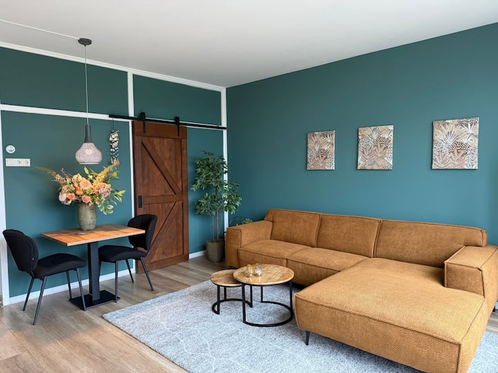 Green Happiness Centrally Located With Free - Zandvoort