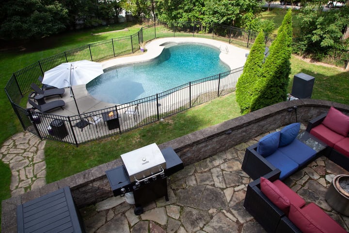 Lakeview On Main: Pool, Fire Pit And Views! - Geneva, NY