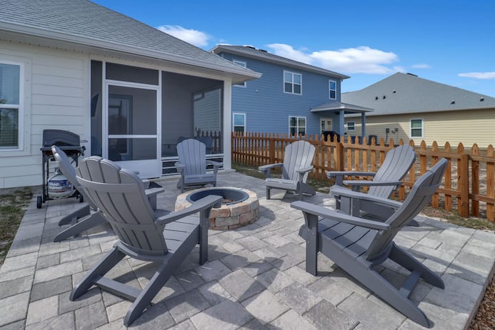 "Tenn A Sea" 4bd/2ba W/fenced In Yard, Firepit! - Port St. Joe, FL