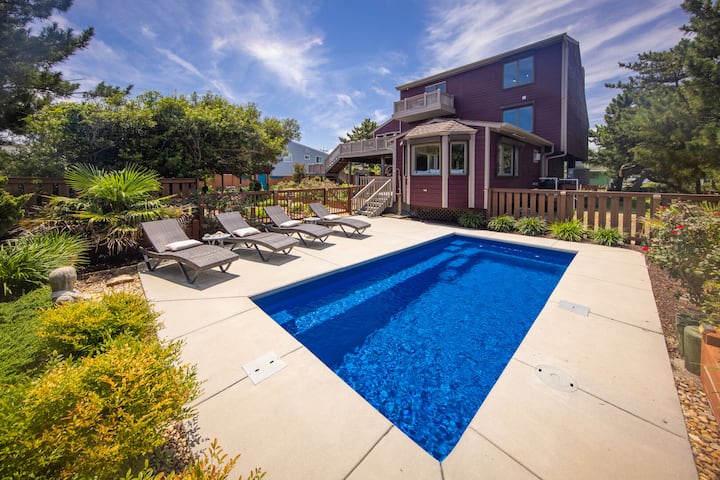 Sea Beauty- Stunning Home W/pool - Sandbridge Beach, VA