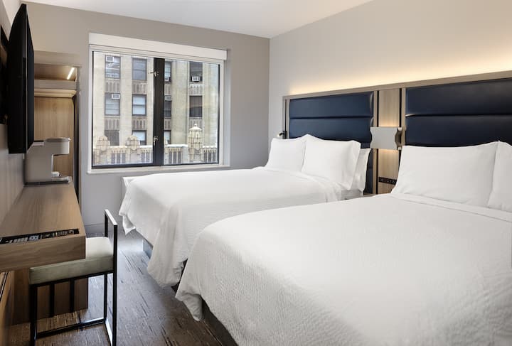 Guest Room With 2 Double Beds At Ny Chelsea - Manhattan, NY