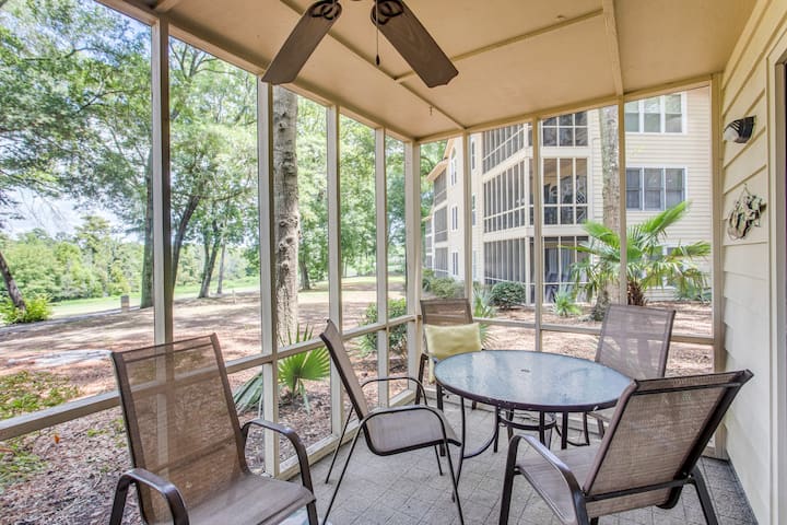 Condo W/ Golf Course Views < 1 Mi To Sunset Beach! - Sunset Beach, NC