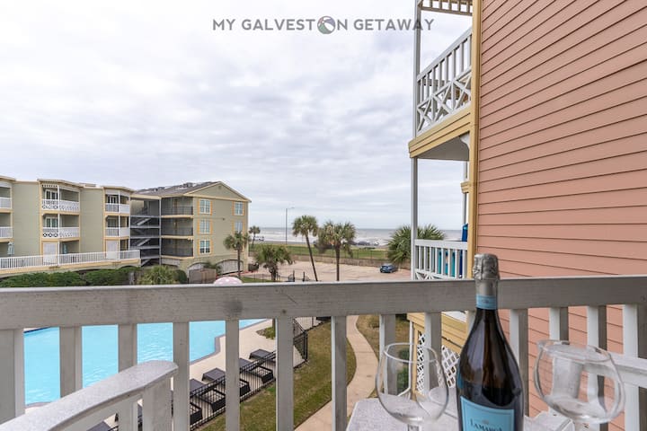 Sea Ya Soon - Seawall Condo Welcomes 6 - Galveston, TX