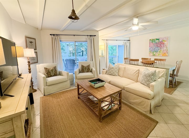 The Olive Shell- Condo Steps To The Beach - Sea Island, GA