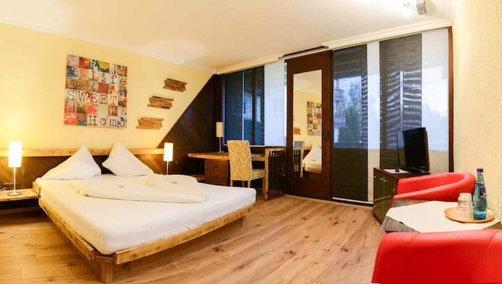 Hotel Försterhof Economy Double Room With Terrace - Mondsee