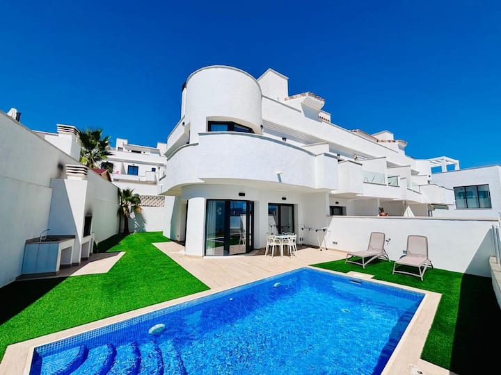 Villa In Finestrat Privézwembad, Zee- En Bergzicht - Villajoyosa