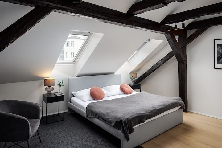 Zesty, Family Friendly, Elevator Access, Old Town - Praga