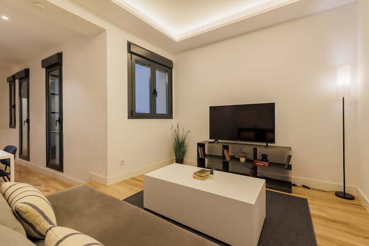 W* | Amazing 4br At Palacio Real - Madrid