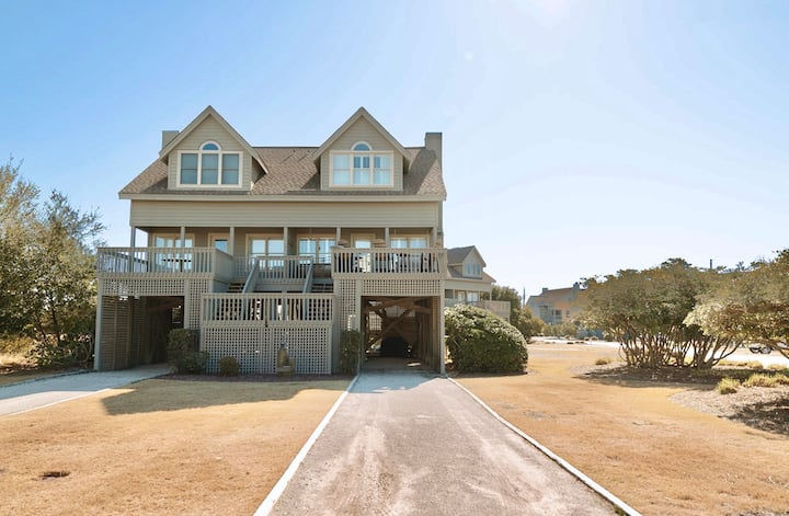 Water Views With Pool And Beach Access! - Hampstead, NC