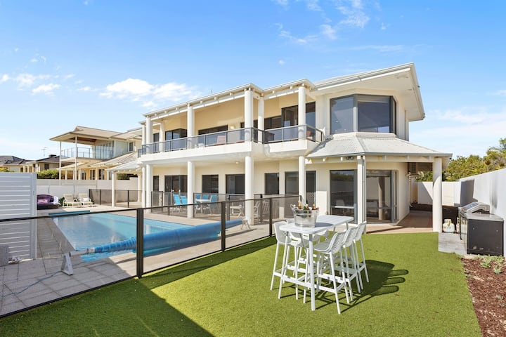 Oceanfront Escape Private Pool And Beach Access - Mandurah