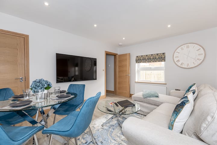 Stanley House - 4-bed, 4-bath Home - Reading