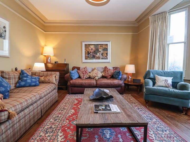 11a Market Cross Place - Aldeburgh