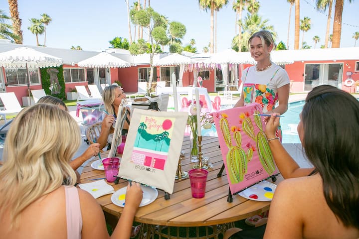 New Boutique Hotel "The Muse" Pool & Large Groups! - Palm Springs