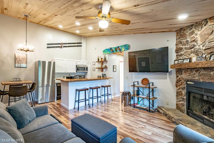 Salty Peaks - Slopeside C301 - Canaan Valley, WV