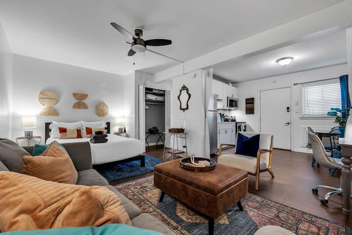 Melrose Gem ~ Mins From Downtown - Nashville