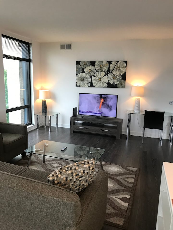 Near Wiehle-reston East Station 2 Br | Town Center - Reston, VA