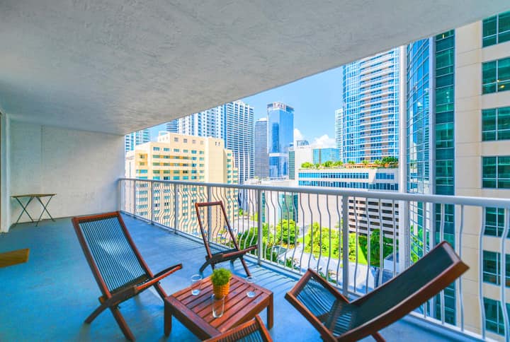 Stunning High-rise Condo W/ Brickell Views - Miami