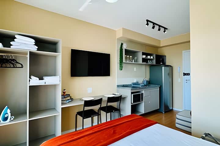 Apto Charmoso Em Frente à Estação Luz - São Paulo