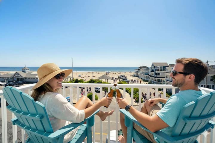 Ocean Views | Private Balcony | Newly Renovated - Hampton, NH