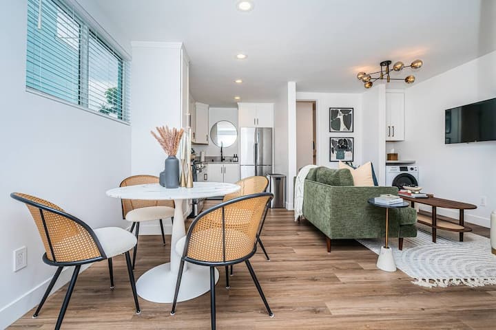 Camellia Suite - Walk To Shops & Ferry Landing - Coronado Island, CA