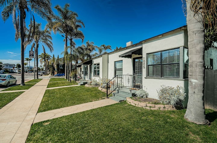 Poppy Suite I Steps To Dining, Shops + Ferry - Coronado, CA