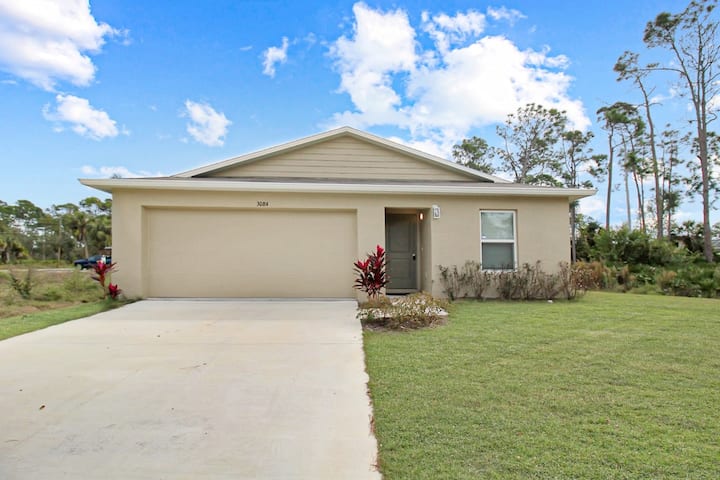 3br / 2ba Retreat - Port Charlotte - Sun Dappled - Port Charlotte