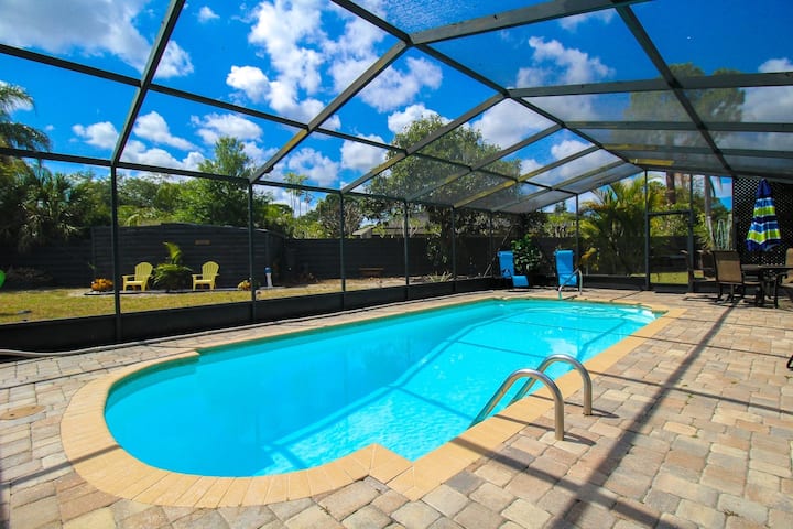 Gorgeous 2 Br / 2 Ba Pool Home Near Siesta Key - Sarasota