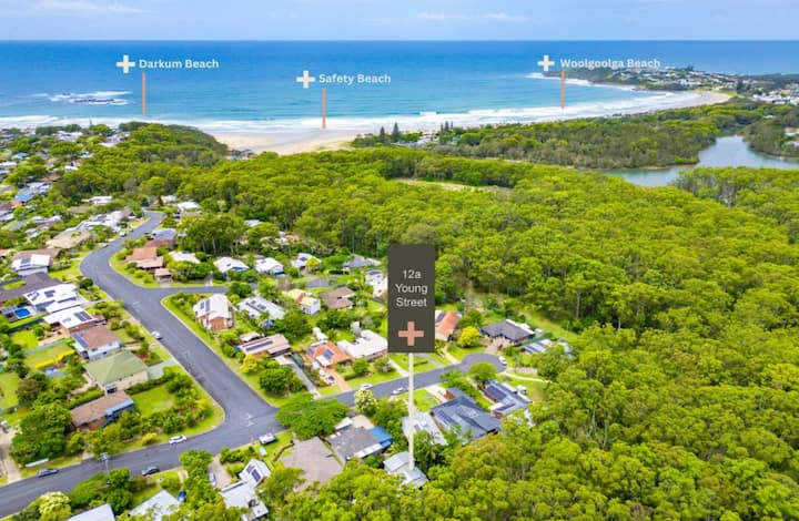 Family Friendly Cottage - Walk To Beach - Emerald Beach