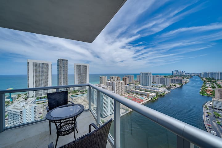 Luxury Waterfront Suite With Great Views -