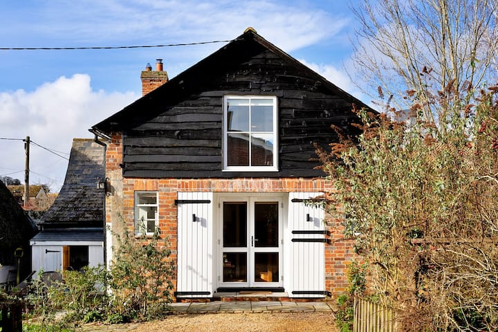 Chilton Cottage - Wiltshire