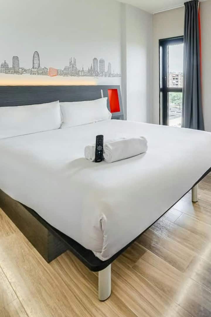 Cosy Double, Easy Access To City Centre - Viladecans