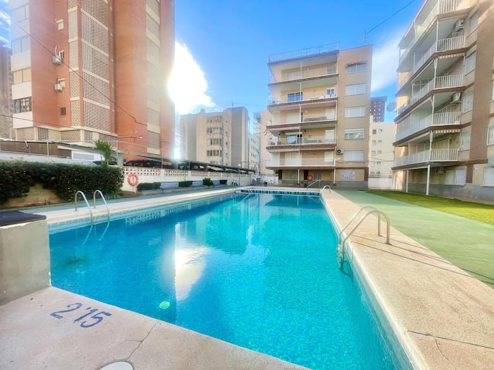 White House Nervion N077 - Benidorm