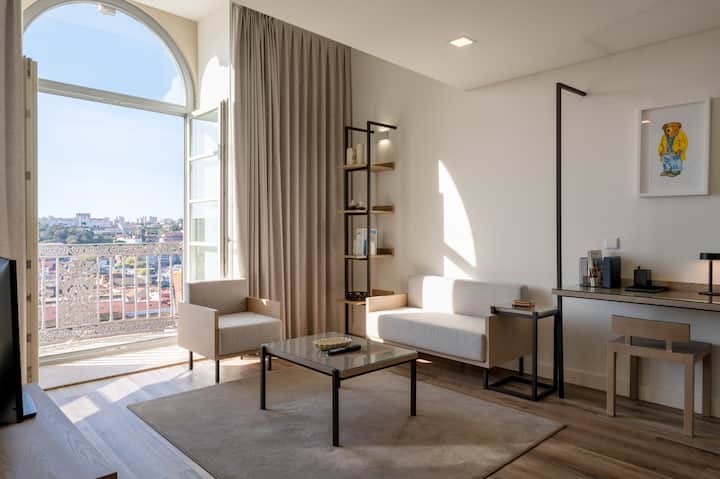 Fervença Boutique Palace 12 By Hostwise - Madalena