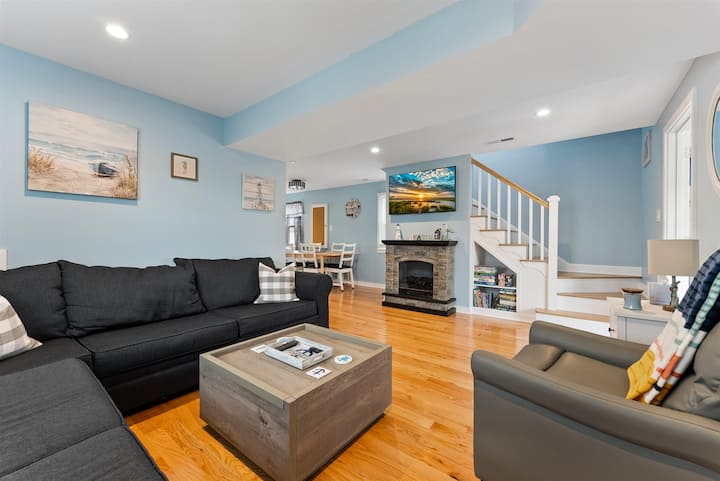 Modern 4br 2ba Steps To Beach Relax ~ Porch & Yard - North Wildwood, NJ