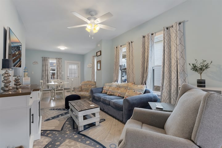 Gorgeous 3 Bedroom W/ Great Sleeping Arrangements! - North Wildwood, NJ