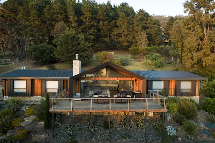 Luxe Home With Breathtaking Views Of Lake Eildon - Bonnie Doon