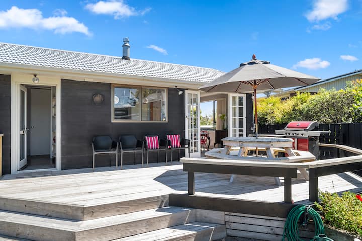 Cute On Kew - Taupo Holiday Home - Lake Taupo