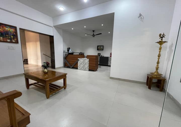 Twin Deluxe Room With Breakfast - Satara