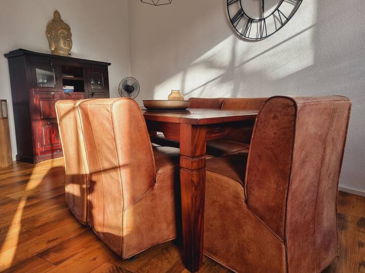 Großzügige 3 Zimmer 115qm Wohnung Mit Terrasse - Solingen