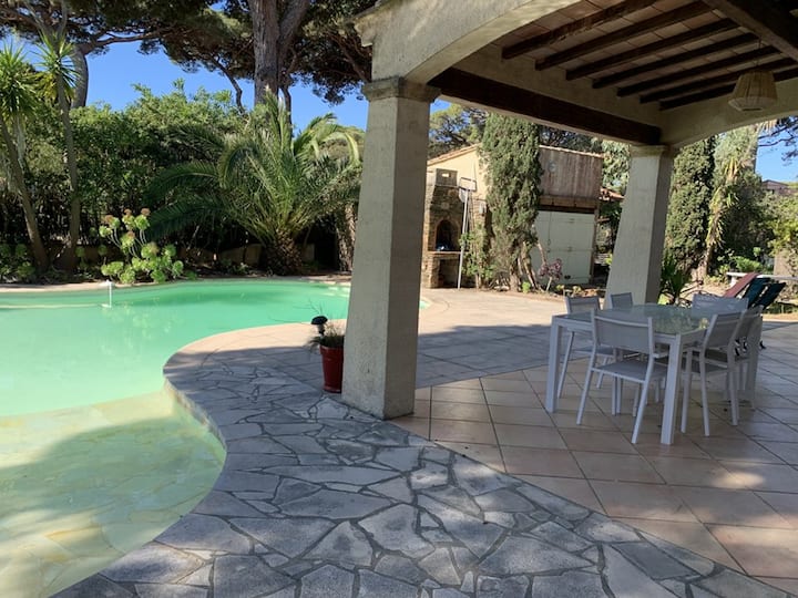 Villa Hyères, 6 Pièces, 10 Pers. - Porquerolles
