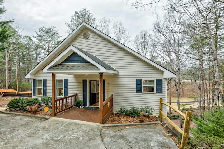 Perfect 4br Mountainview | Pool | Fireplace - Helen, GA