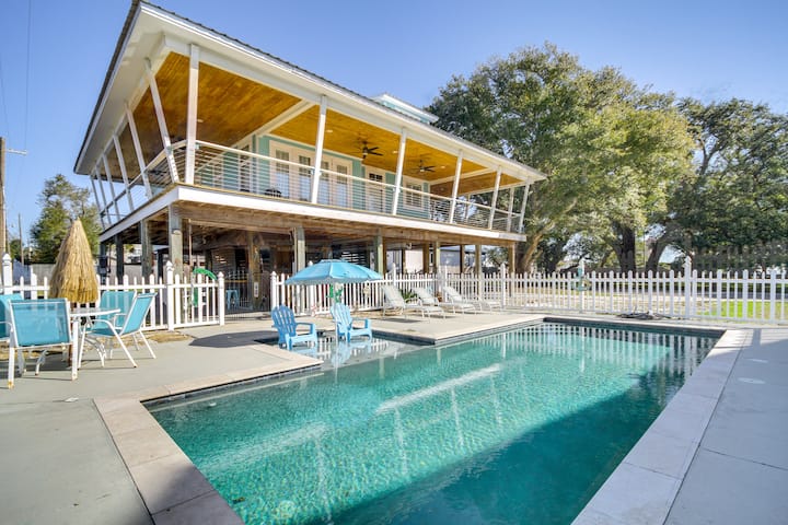 Walk To Beach: Stunning Gulfport Getaway - Biloxi, MS