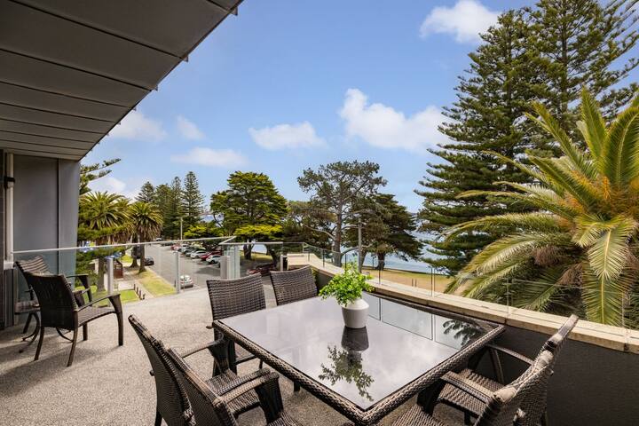Beachfront On The Esplanade - Phillip Island
