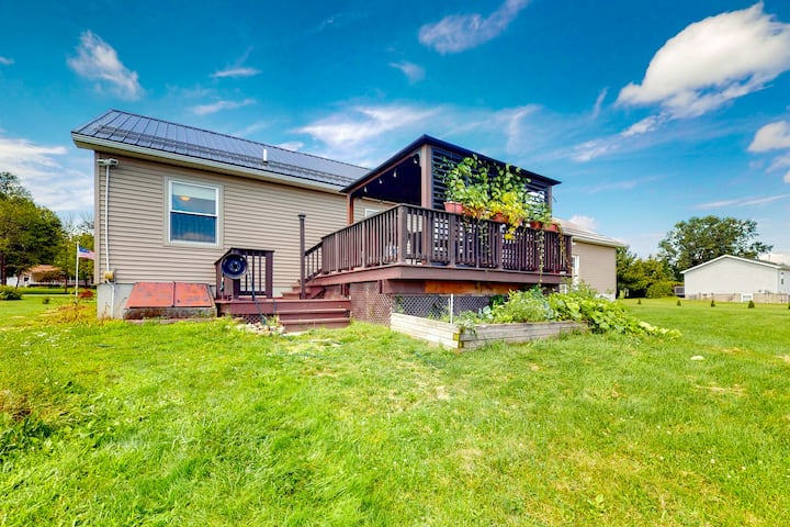 Relaxing 3br Home With A Deck & Firepit - Penn Yan, NY