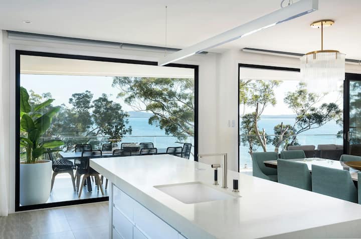 Vue Two - Nelson Bay Waterfront Luxury - Nelson Bay